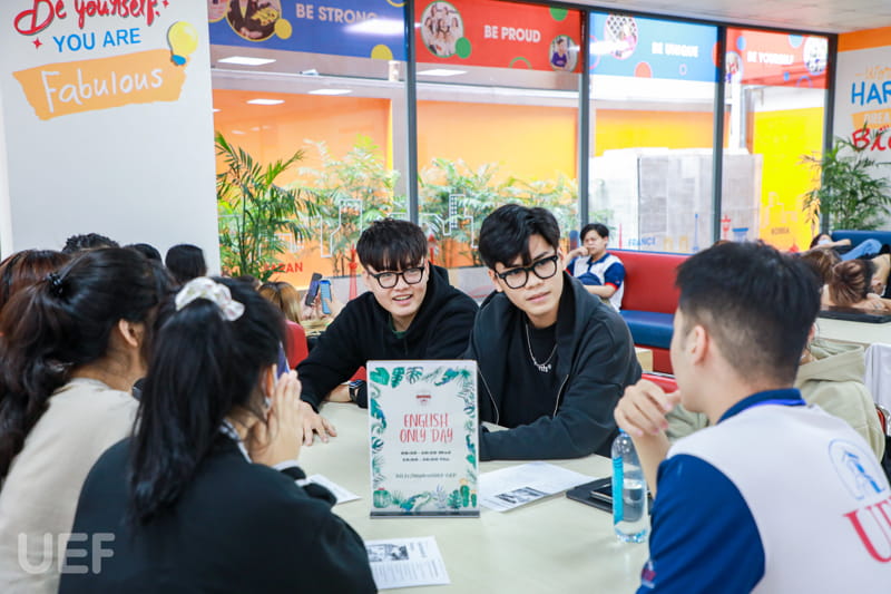 [English Only Day] Cải thiện kỹ năng giao tiếp tiếng Anh qua các chủ đề ...