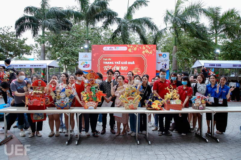 Rộn ràng ngày khai mạc Hội Xuân - Spring Fest 2023 tại Nhà UEF