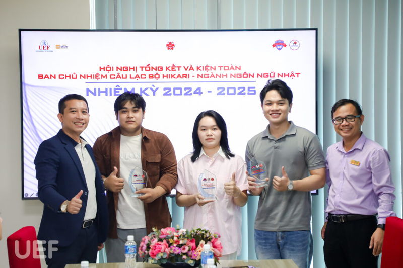 Câu lạc bộ Hikari - ngành Ngôn ngữ Nhật tổ chức tổng kết và kiện toàn ...