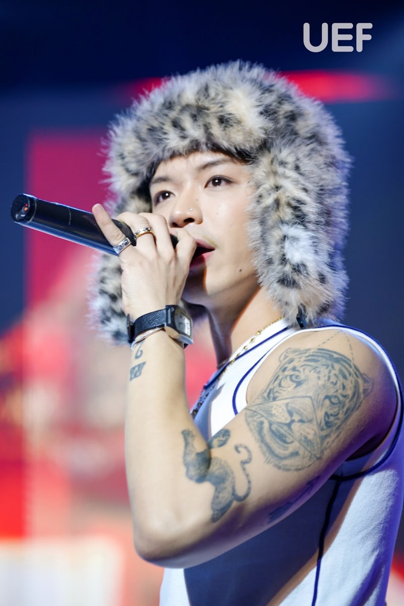 Anh trai WEAN “say hi” đầy ấn tượng và bùng nổ tại đêm Chung kết Miss ...