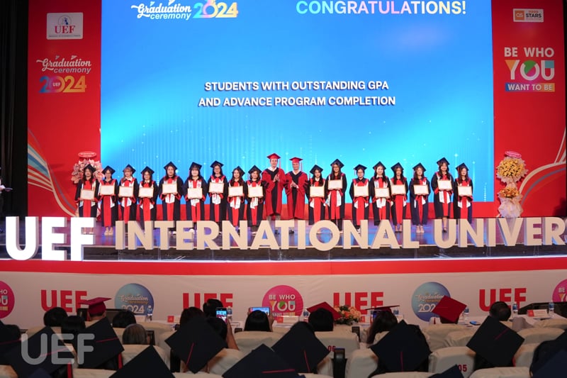 Graduation Ceremony 2024: UEF tự hào về bạn!