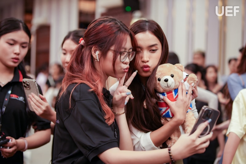 TEDx UEF 2025: 'noIF' và đêm bùng cháy khát vọng, biến tri thức thành ...