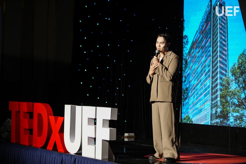 TEDx UEF 2025: 'noIF' và đêm bùng cháy khát vọng, biến tri thức thành ...