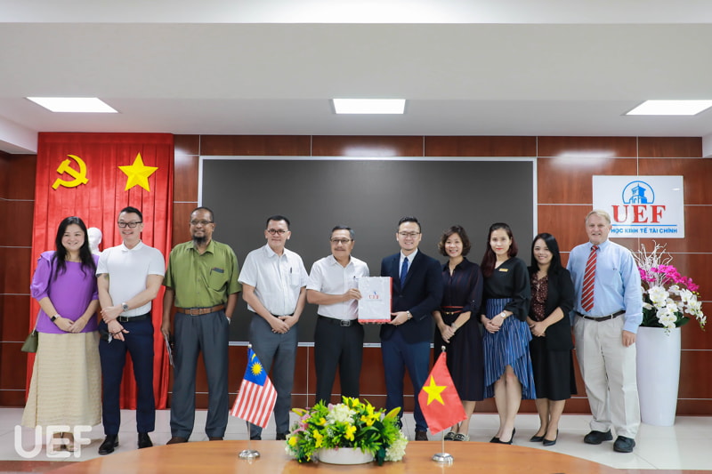 UEF làm việc, trao đổi về chương trình học kỳ quốc tế cùng Đại học Mở ...
