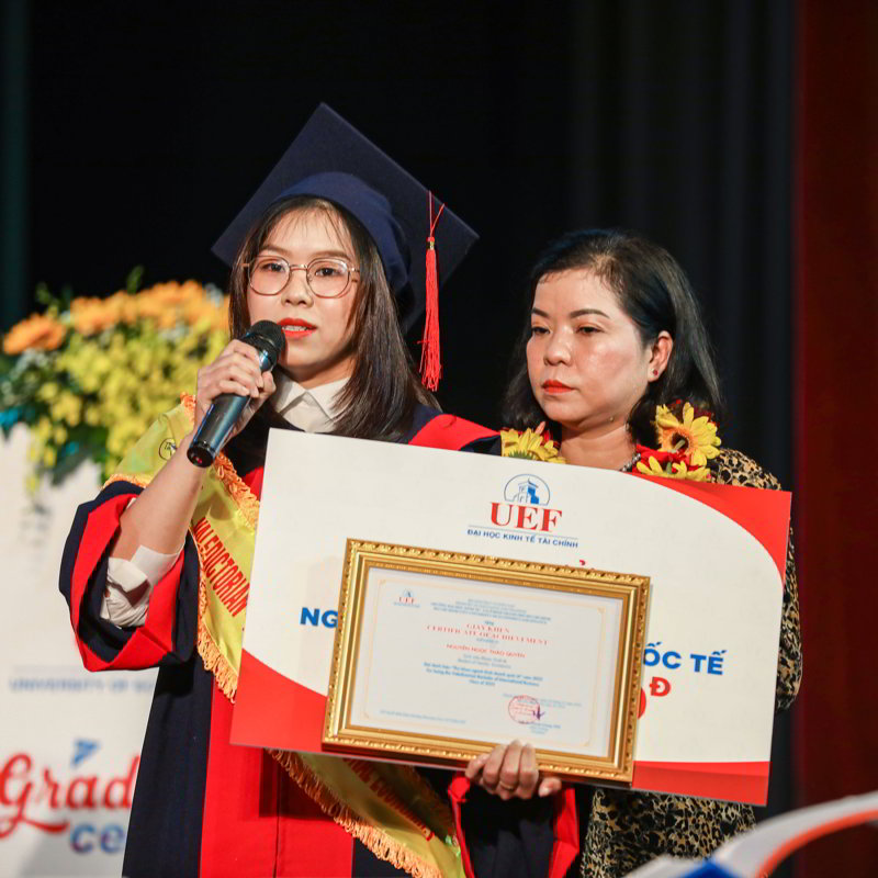 Graduation Ceremony 2022: Cùng Nhà UEF khép lại hành trình đầy tự hào ...