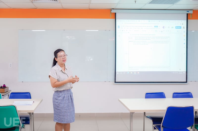UEF tiếp tục tổ chức tập huấn học phần Project Design Innovation (PD2 ...