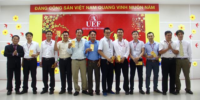 UEF: Ấm áp ngày Xuân họp mặt