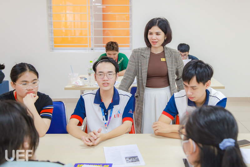 Khởi động 'English Only Day' năm học mới: Không gian học tập tiếng Anh ...