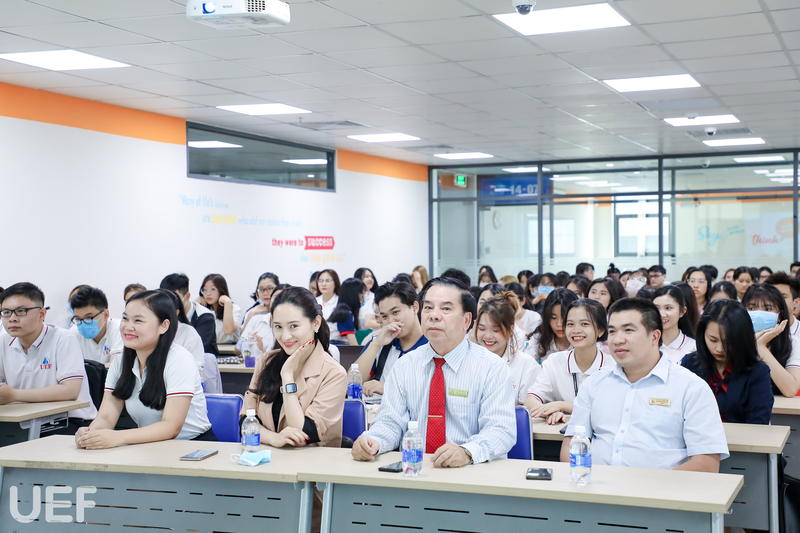 UEF students staying healthy and pretty in Covid with the advices from ...